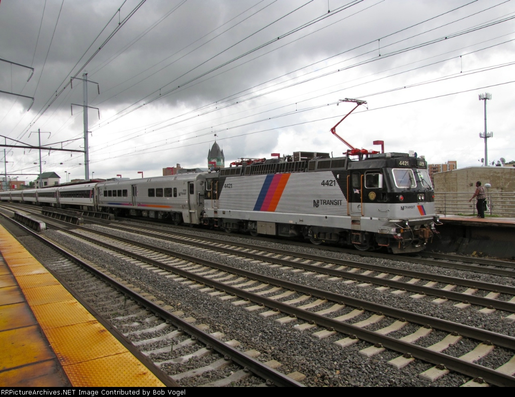 NJT 4421